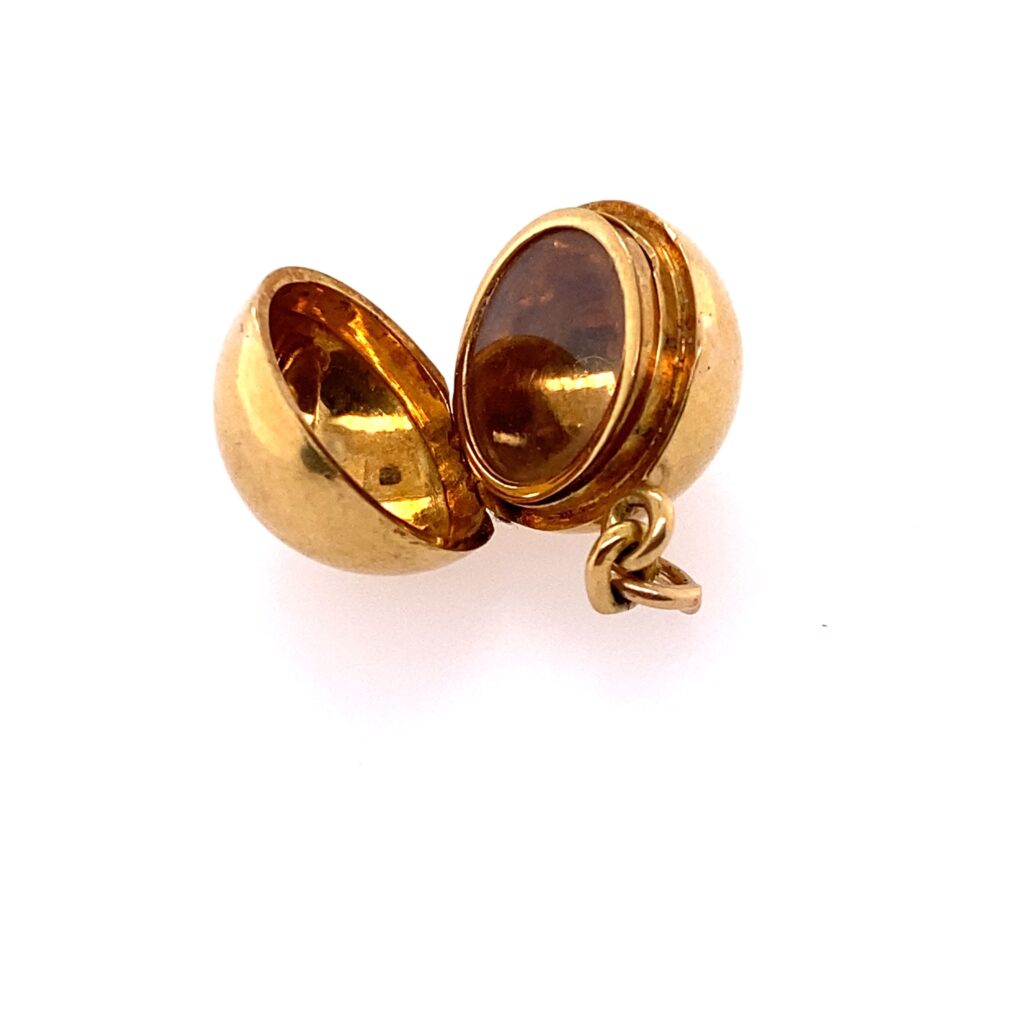 Vintage 0.00 G 18k YG ball locket Gold Pendant – MDLive by Manage Diamonds